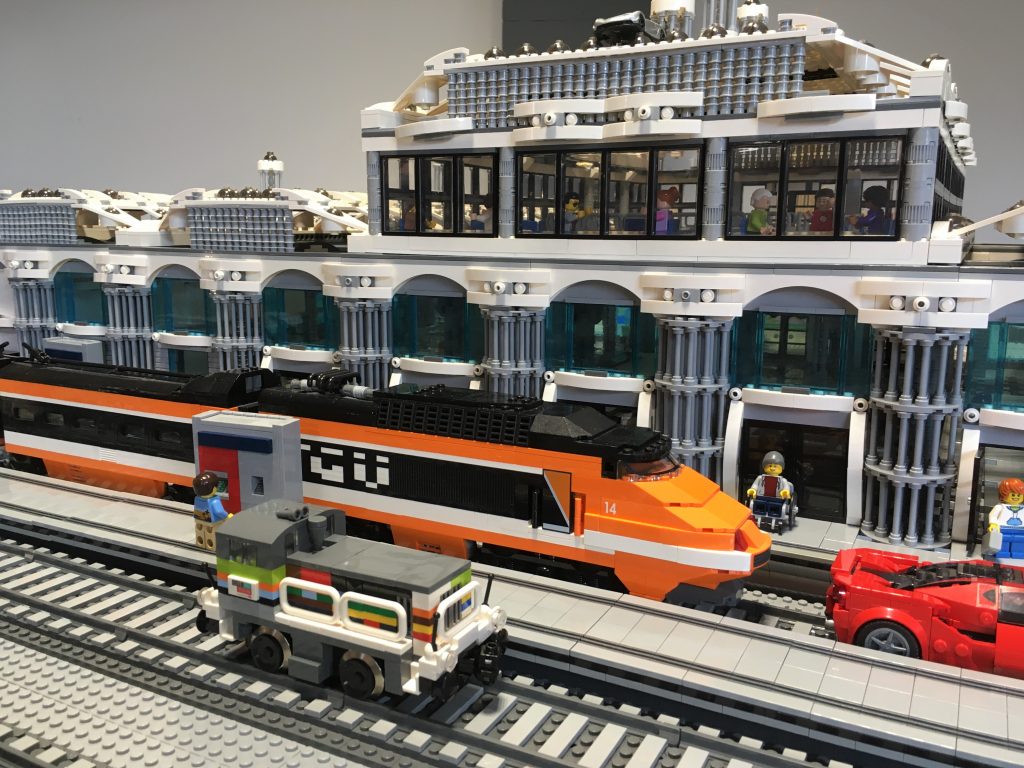 Y 7199 diesel loco – kit from LEGO® bricks – The Brickworms