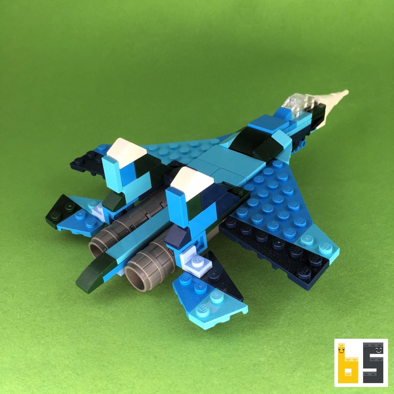 Micro Sukhoi Su-27 – kit from LEGO® bricks – The Brickworms